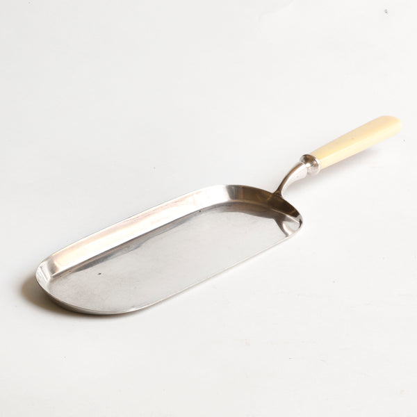 Antique Crumb Trays – A G Hendy & Co Homestore Antique Crumb Trays – A G Hendy & Co Homestore